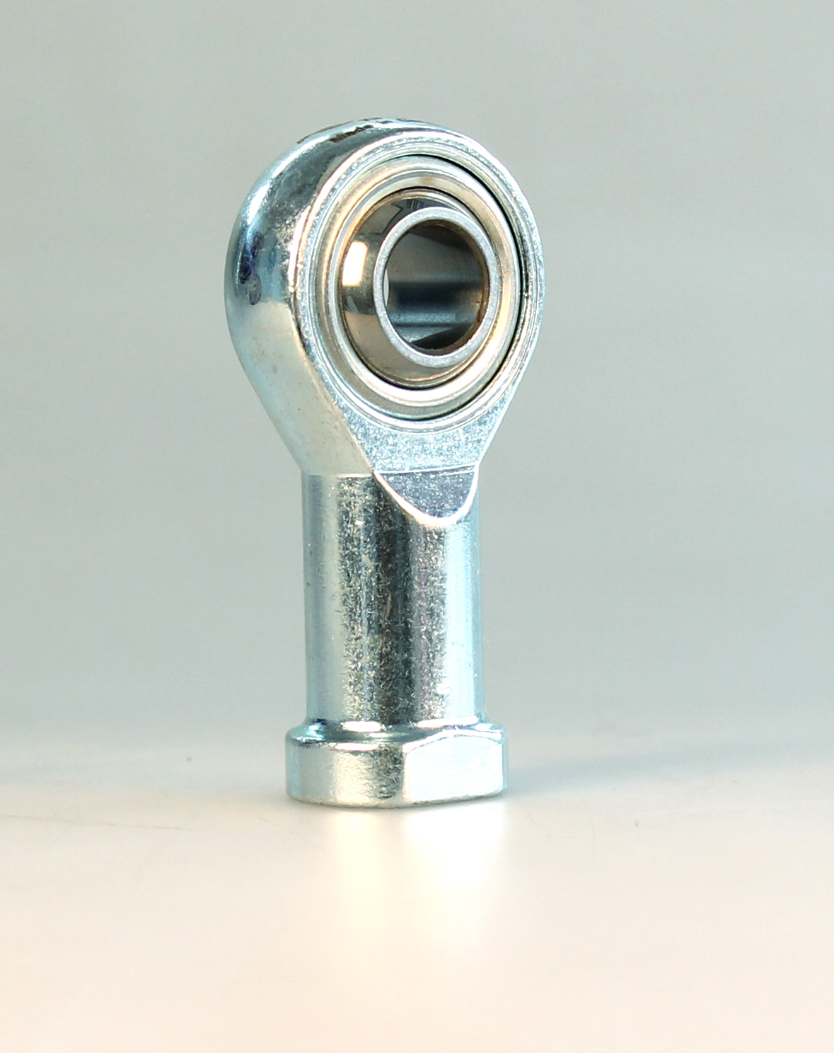 HOOLDEVABA LIIGENDLAAGER d-20MM M20X1.5 KI20-D ASKUBAL - Memi Varustaja